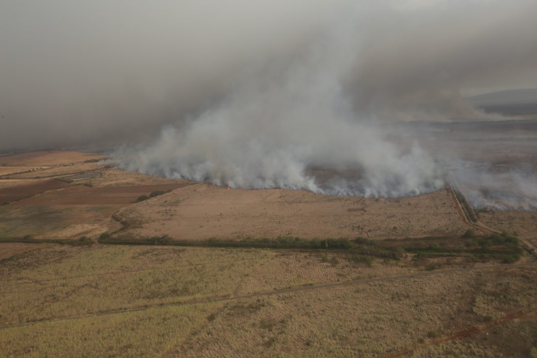 9:30 P.M. UPDATE: South Maui fire 70% contained | News, Sports, Jobs ...